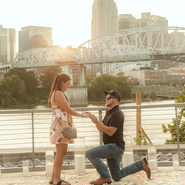 Jessica Gale and Brad Thompson's Wedding Website
