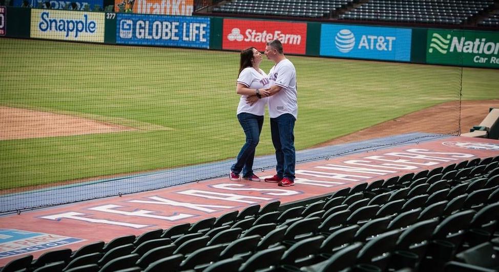 Jennifer Rounds and Paul Cyr's Wedding Website