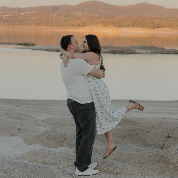 Courtney Vasquez and Andrew Ross' Wedding Website