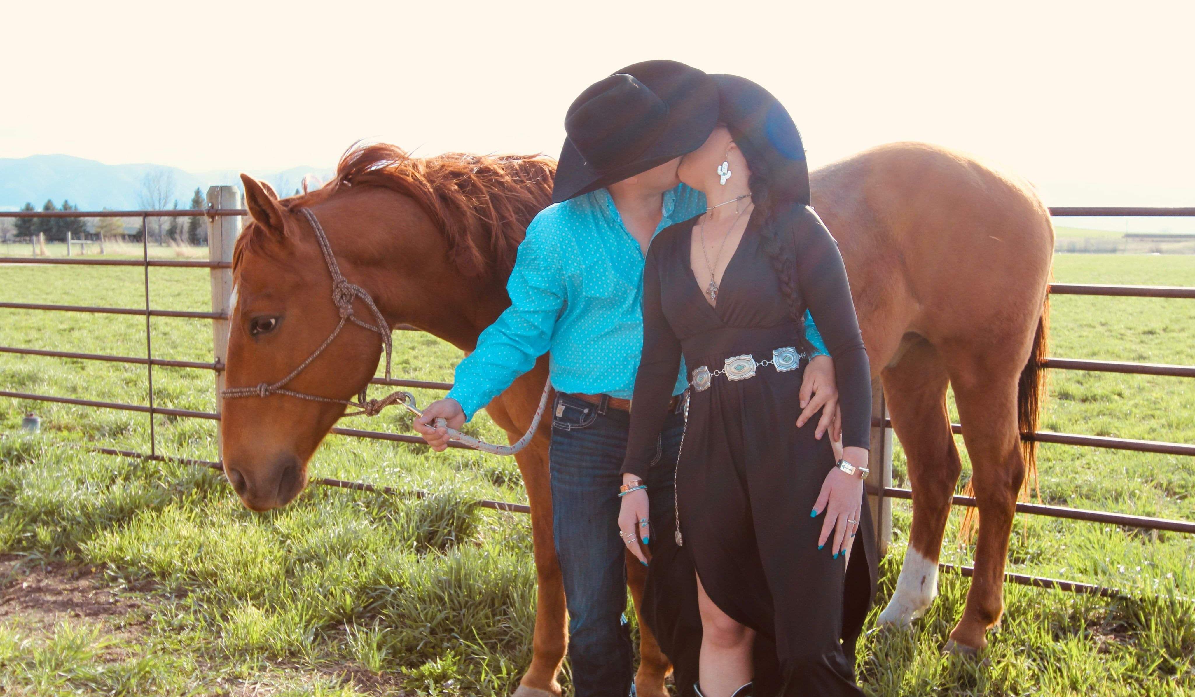 Kayce Pearce and Lane Mills' Wedding Website