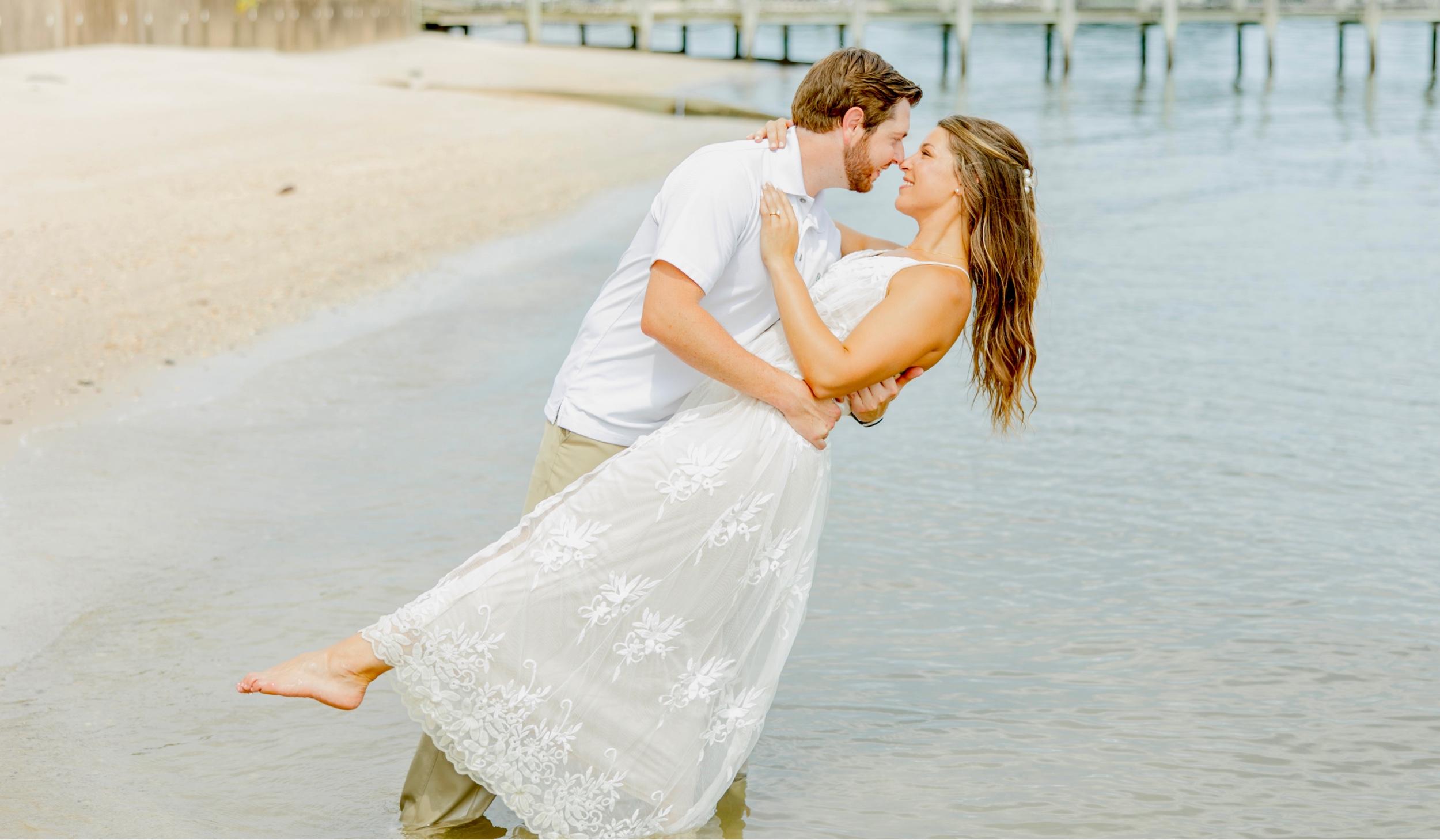 Taylor Woodburn and Creighton Hostelka's Wedding Website