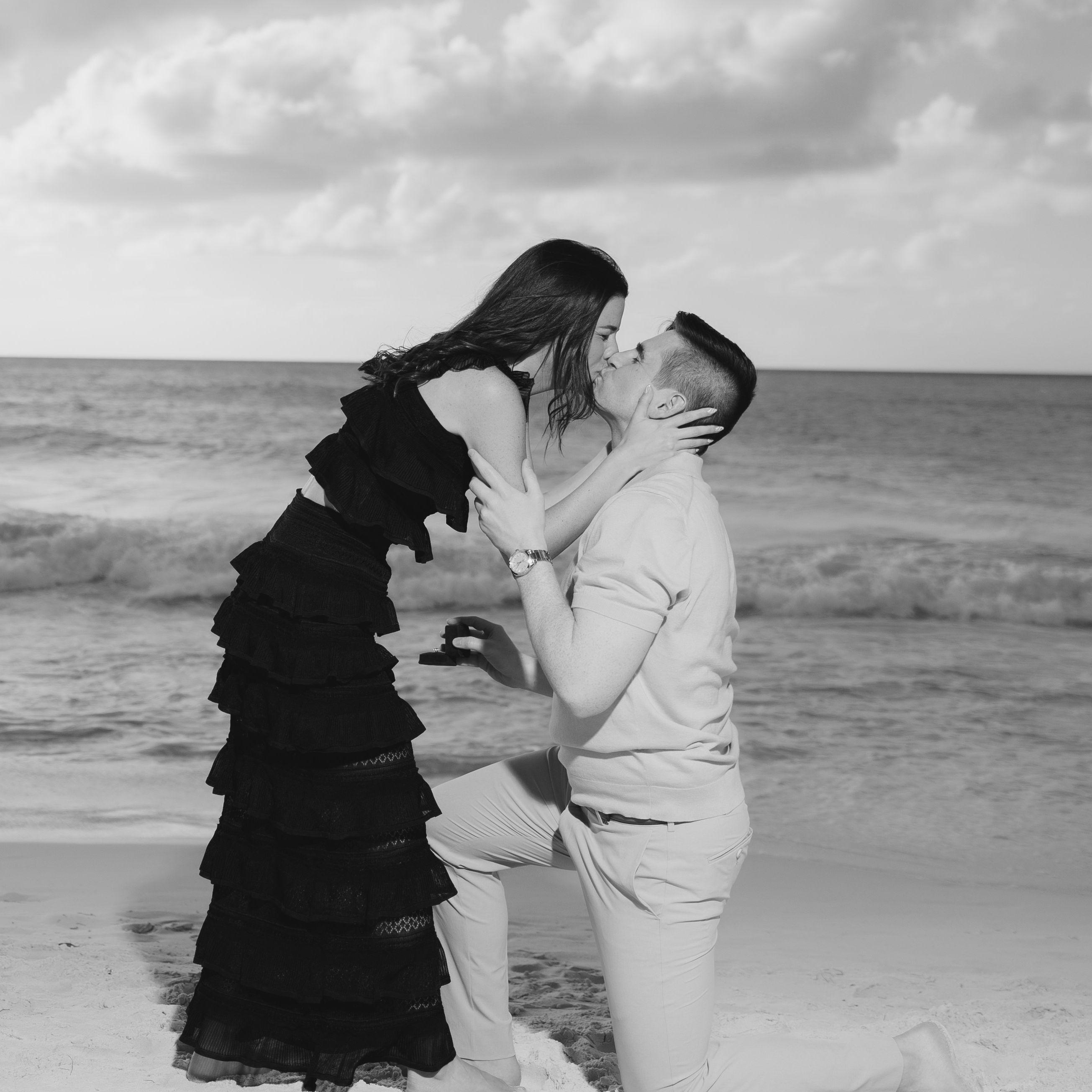 Amanda Jay Greenberg and Dylan Walter Caffrey's Wedding Website