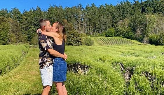 Anna Roberds and Stuart Sim's Wedding Website