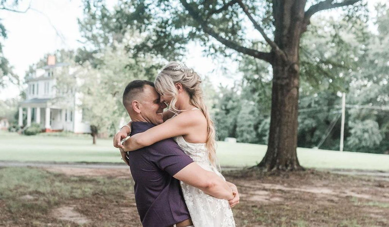 Eva Ladocha and Dave Ingram's Wedding Website