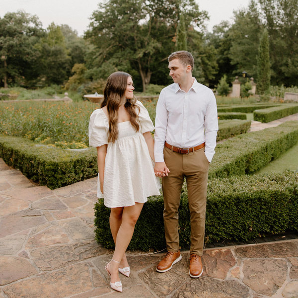 Jordyn Thomas and Quinn Costello's Wedding Website