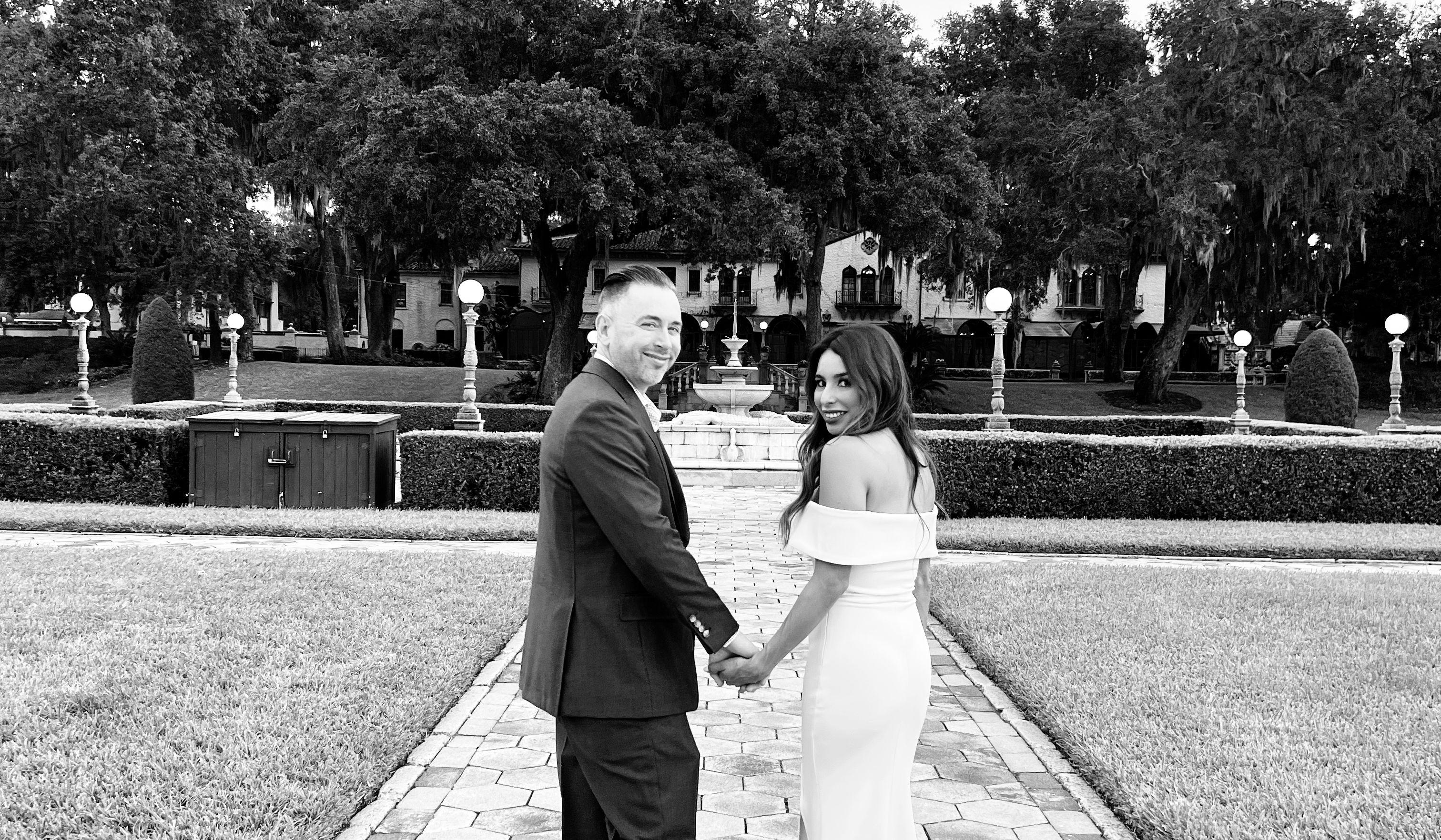 Angela Manzo and Andy Riddle's Wedding Website