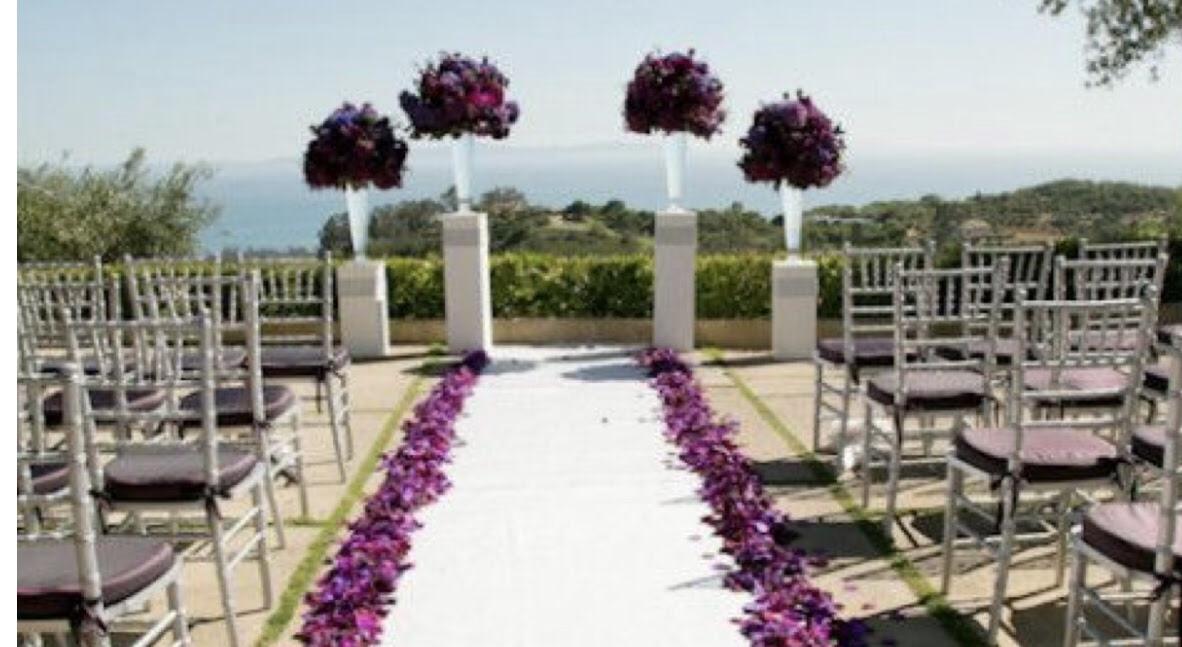 Dezerene Manderson and Darrell Lake's Wedding Website