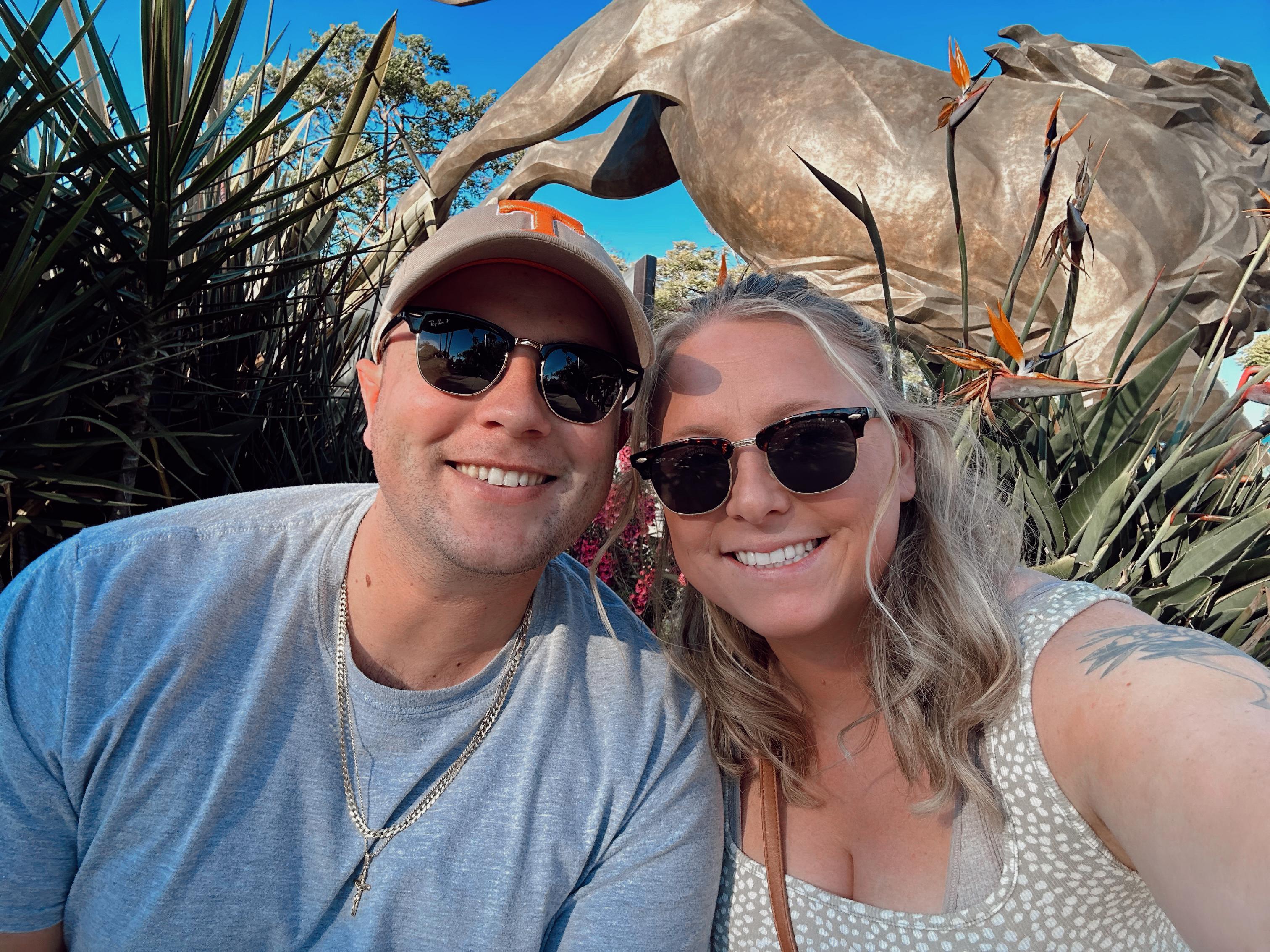 Courtney Garner and Daniel Hawkins' Wedding Website