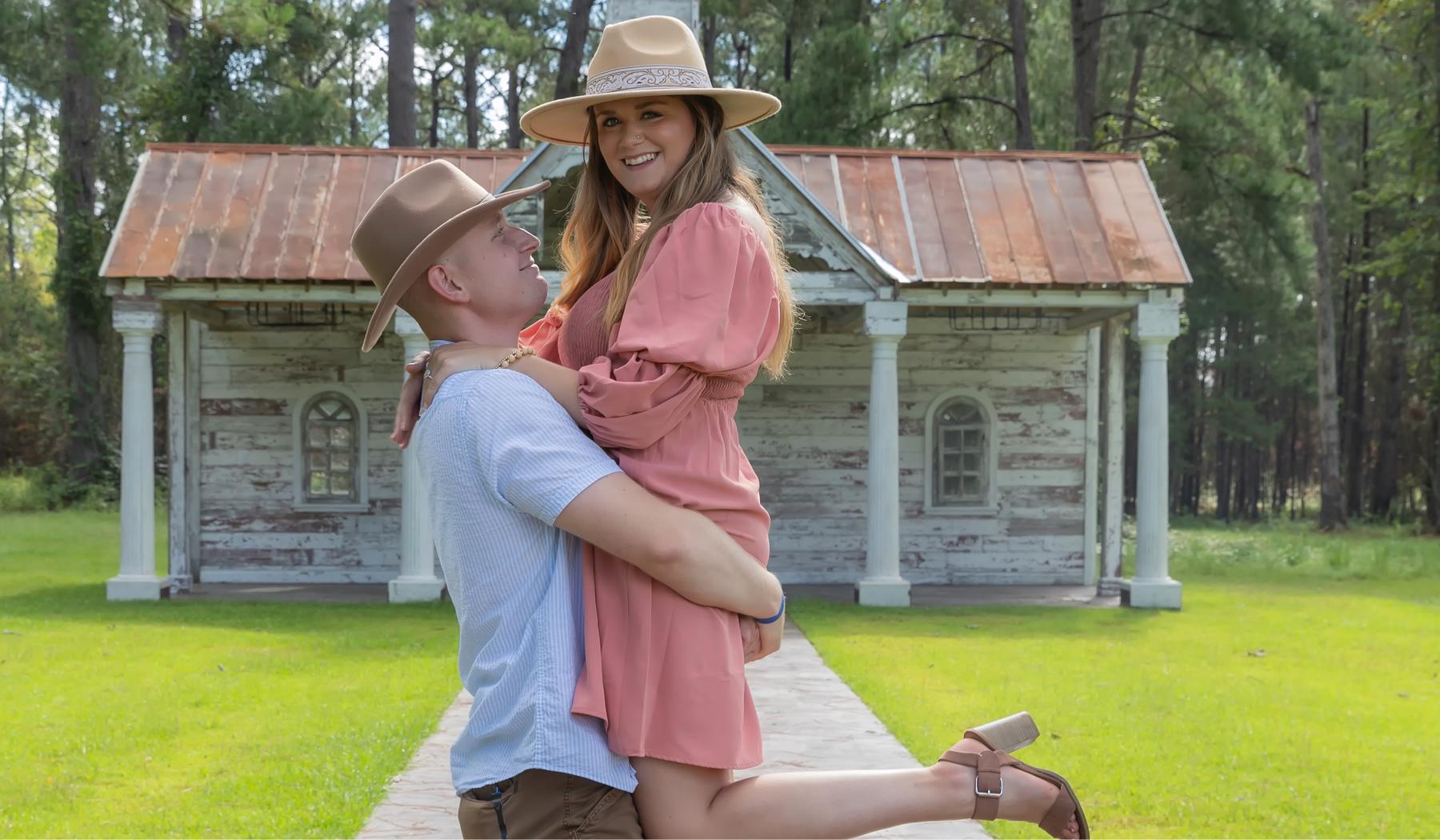 Andrew Peeples and Christina Smith's Wedding Website