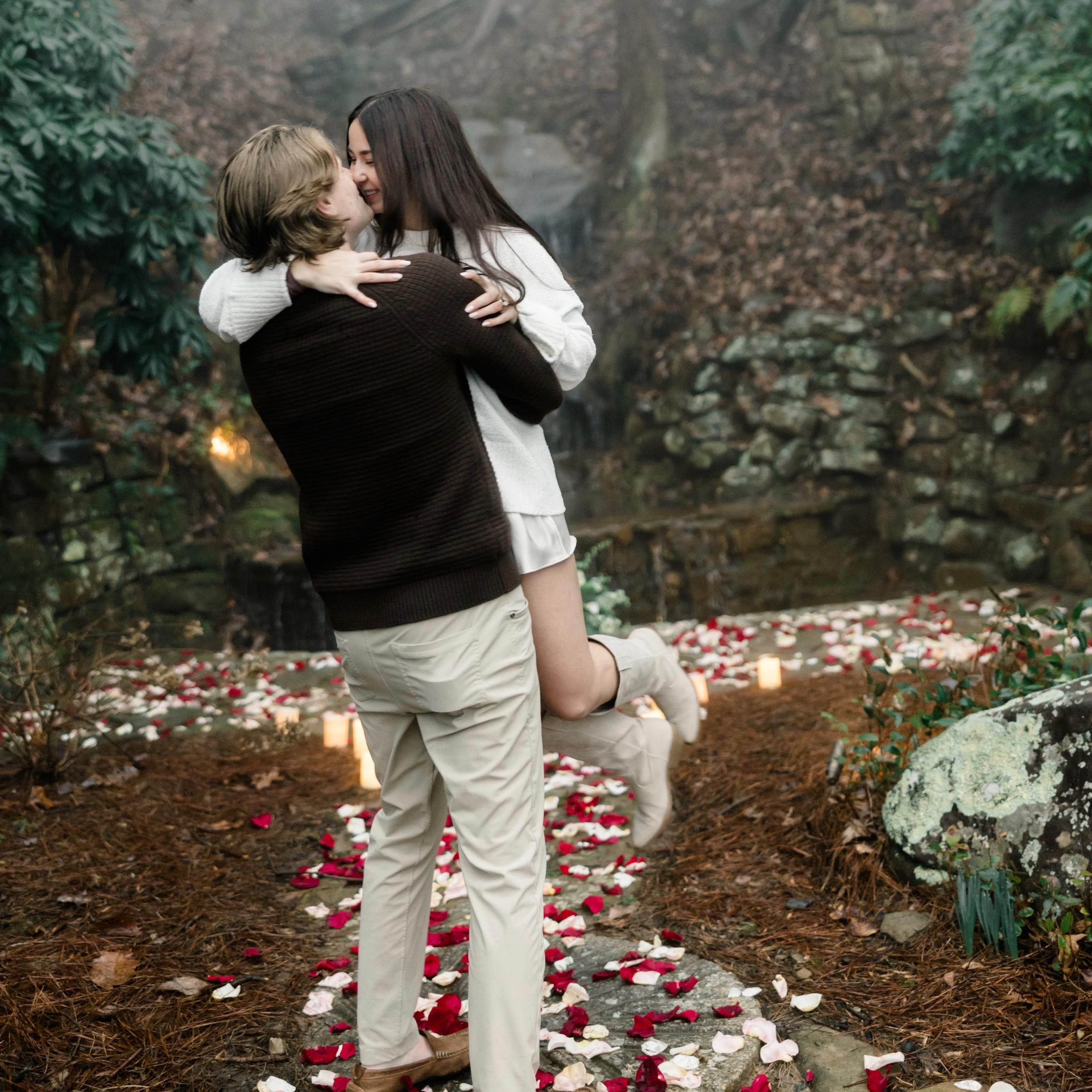 Hunter Johnson and Taylor Teague's Wedding Website