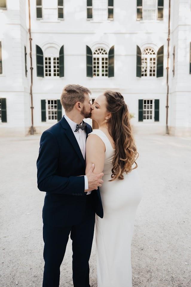 Emily J Weise and Spencer Christian Cocca's Wedding Website