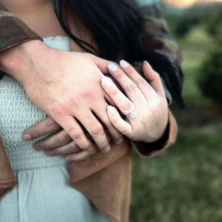 Ashtyn Nichols and Hunter Mills' Wedding Website