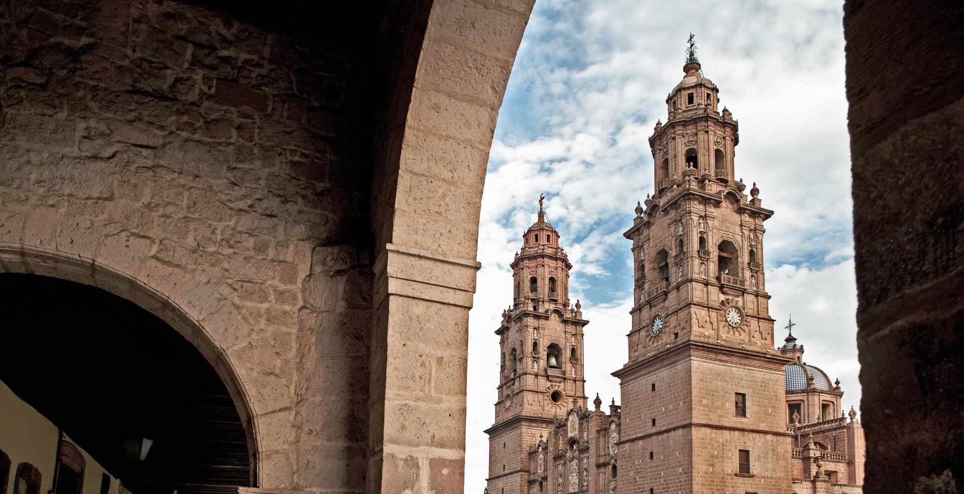 Martha Corral and Jorge Leal's Wedding Website