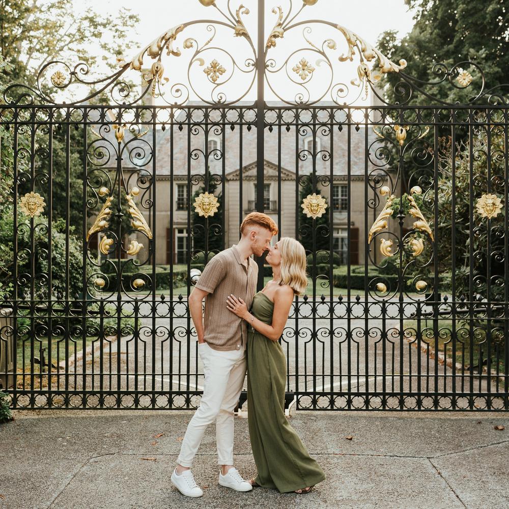 Marcus Illingworth and Kaitlin Carson's Wedding Website