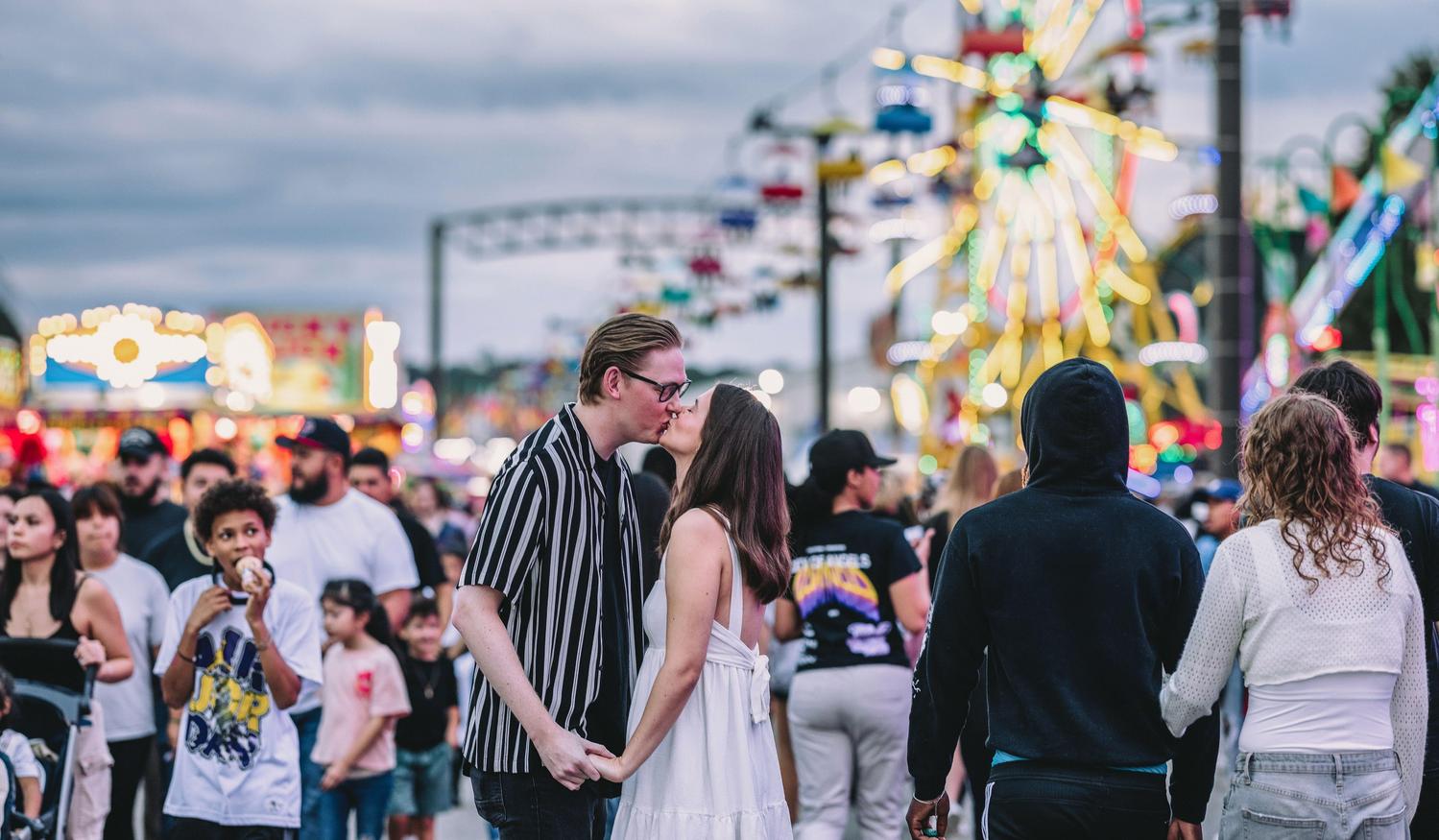 Alyssa Neal and Seth Harris' Wedding Website