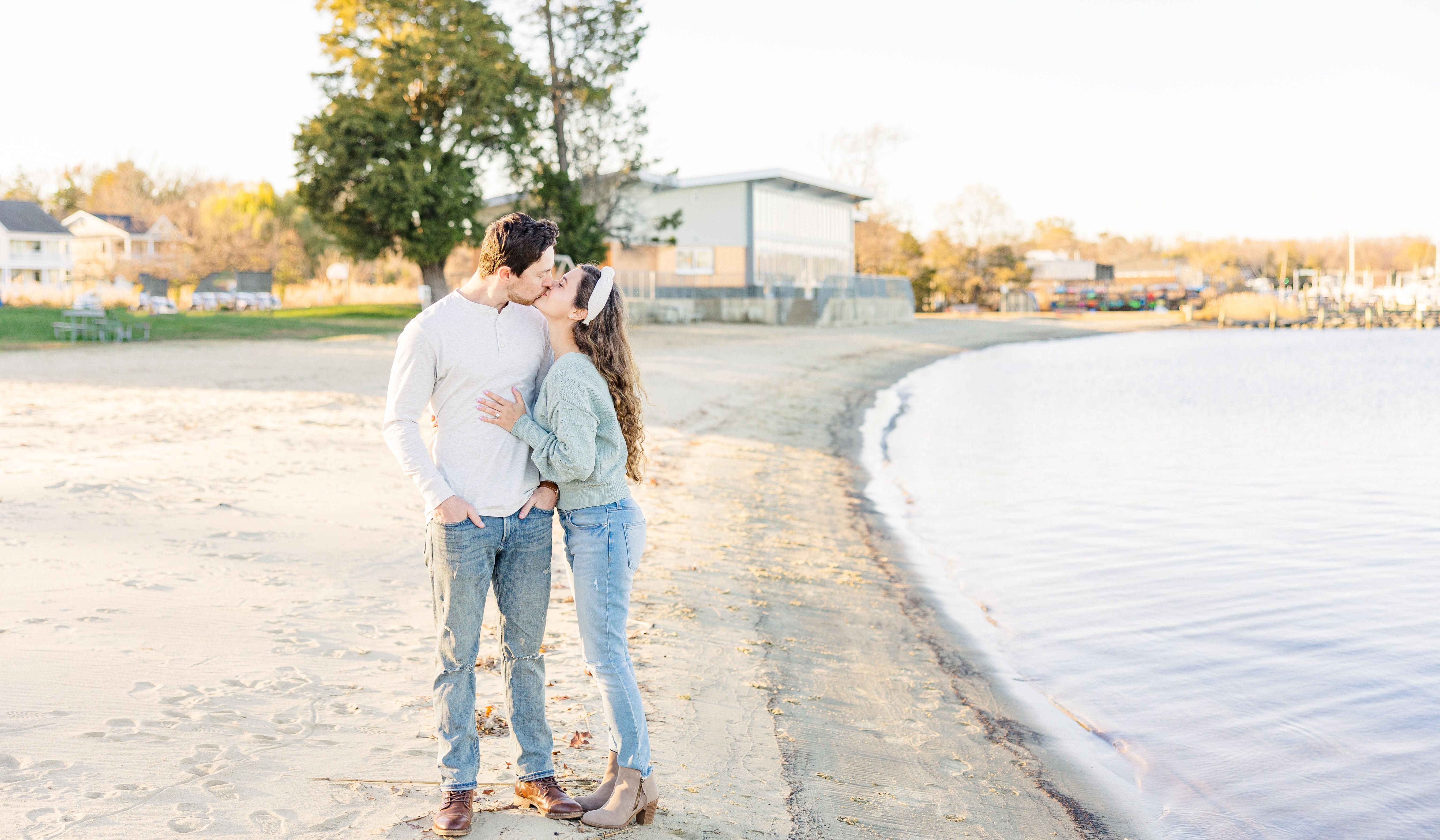 Lindsay Montanye and Jesse Evans' Wedding Website