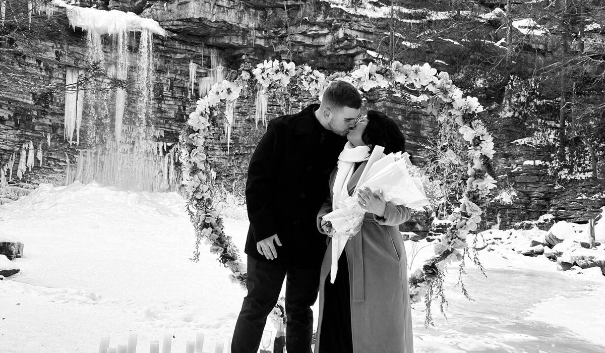 Ian Putman and Jessica Sainos' Wedding Website