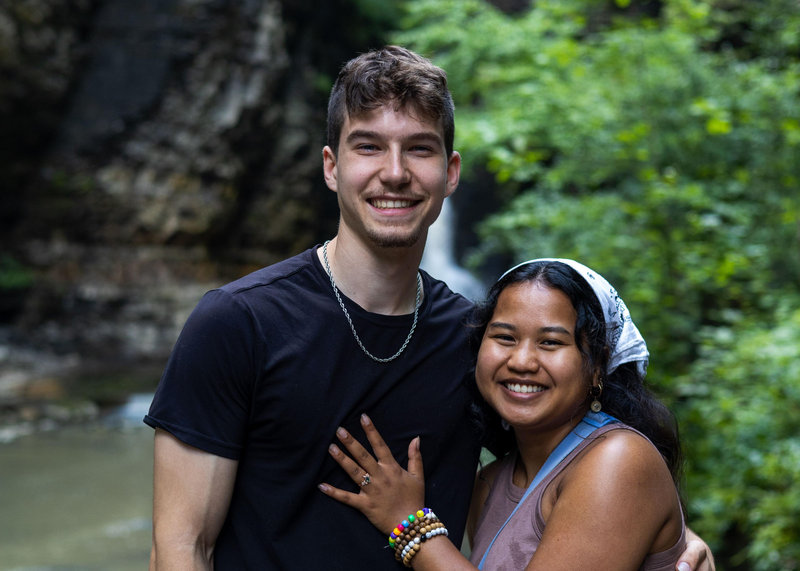 Elaina Conklin and Lee Murray's Wedding Website