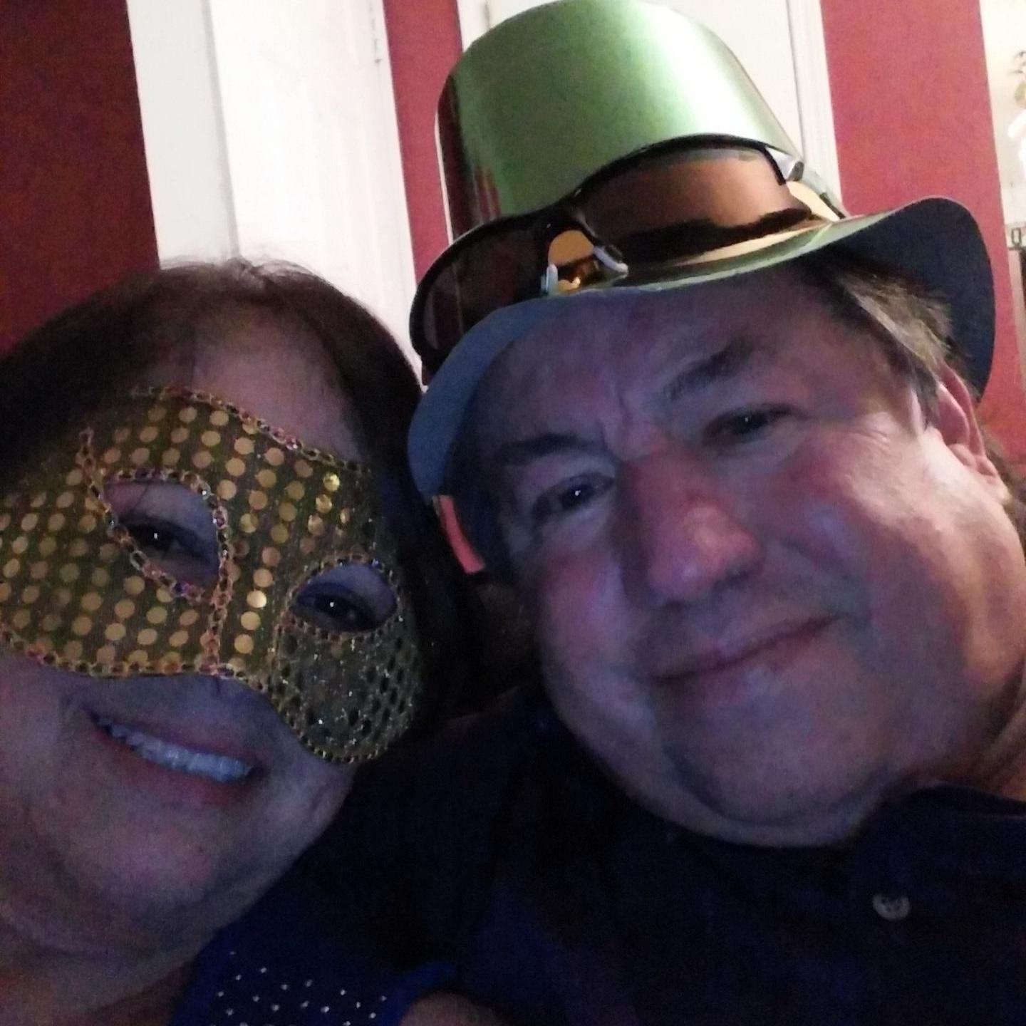 Carla Moya and Joe Comiskey's Wedding Website