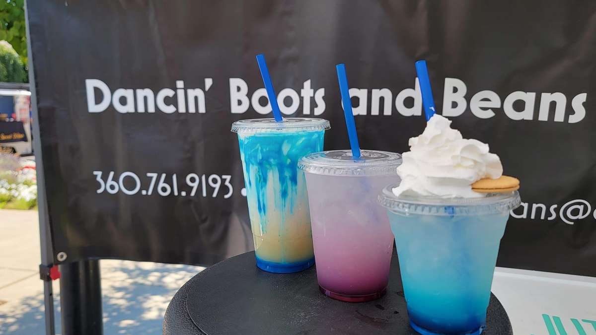 Dancin Boots and Beans | Wedding Bar Services & Beverages | Cost, Reviews & Photos | Zola