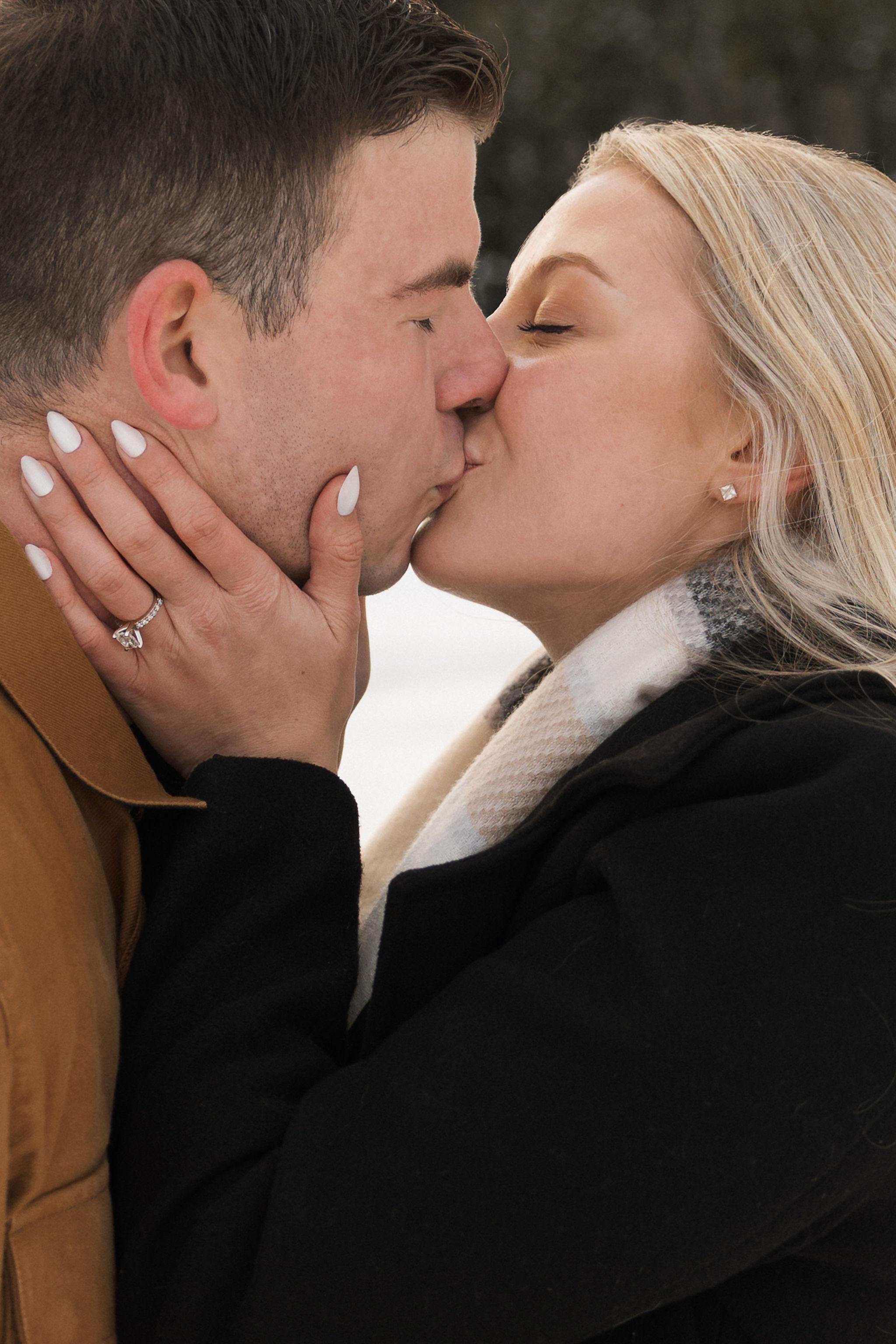 Matthew Hinaus and Lindsay Larson's Wedding Website