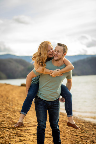 Lindsey Osborne and Dakota Williams' Wedding Website