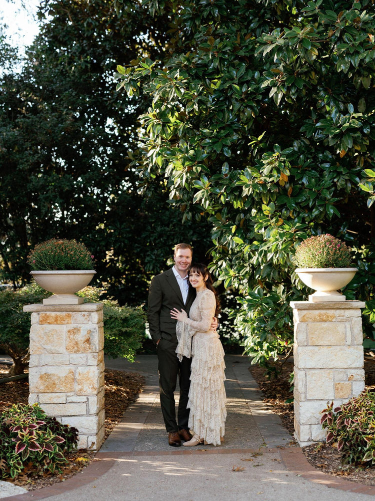 Regina Aguirre Mijares and Jacob Andrew Allgeier's Wedding Website