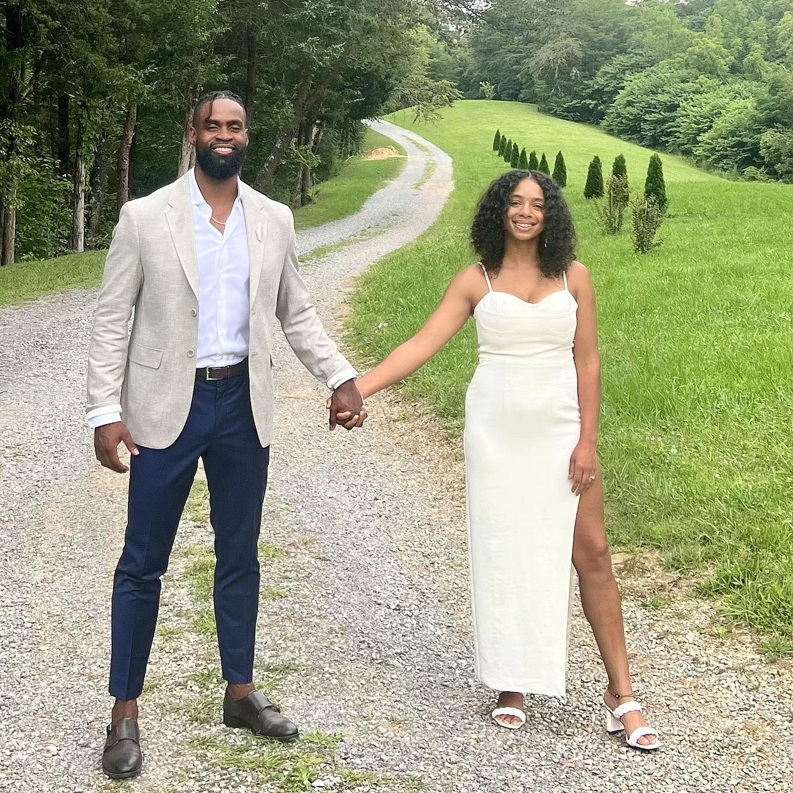 O'Rayne Clarke and Brittany Thomas's Wedding Website