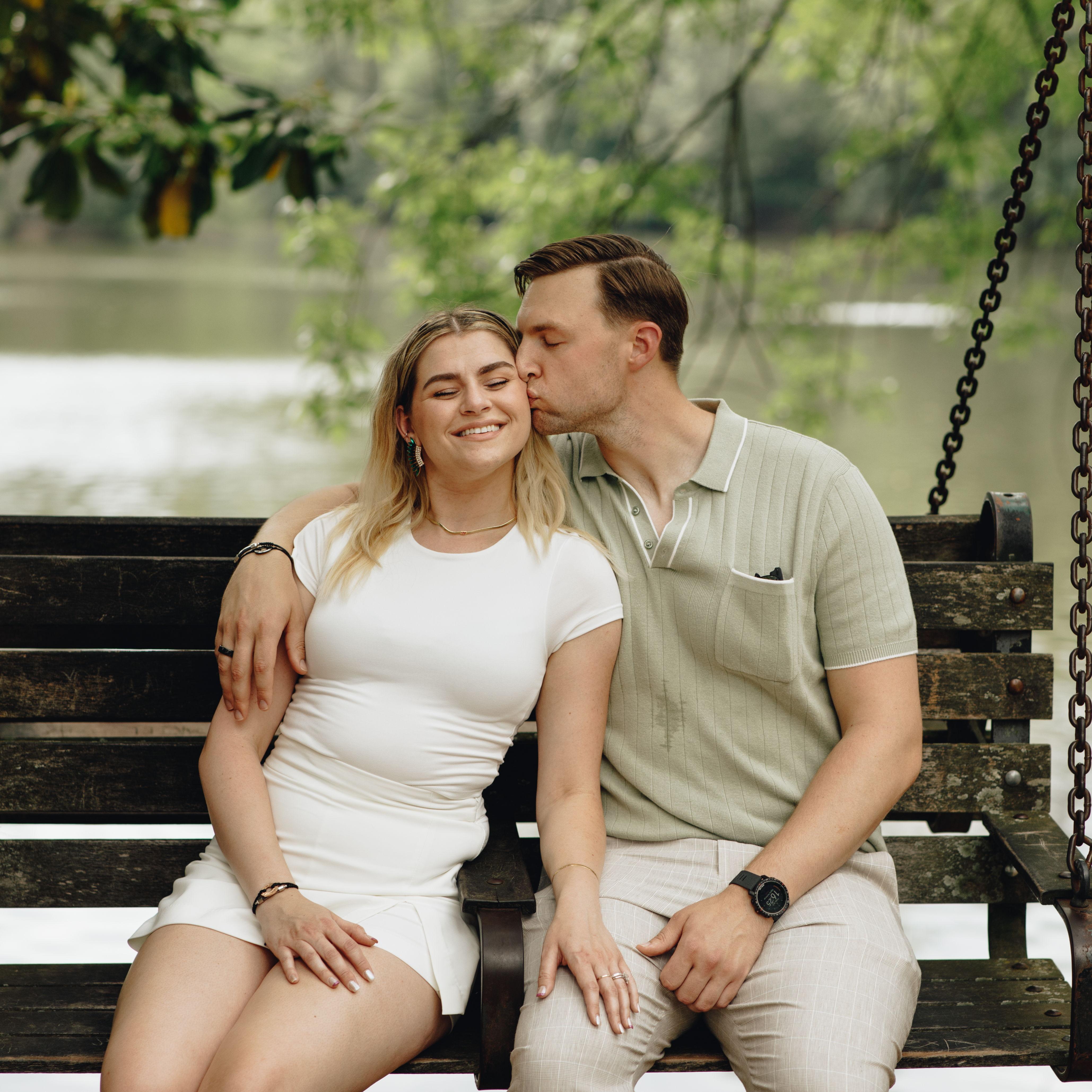Hannah Findlay and Will Rettenmeier's Wedding Website