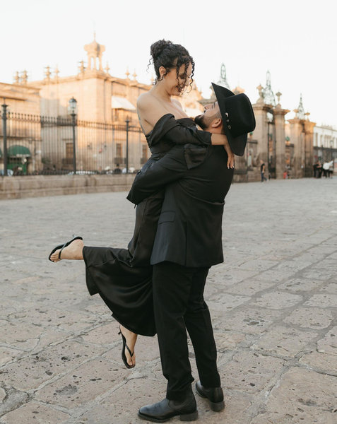 Lupita Chagolla and Oziel Vargas' Wedding Website