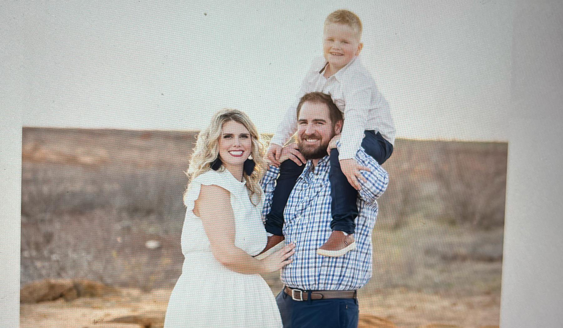 Shannon Coffey and Mike Starkey's Wedding Website