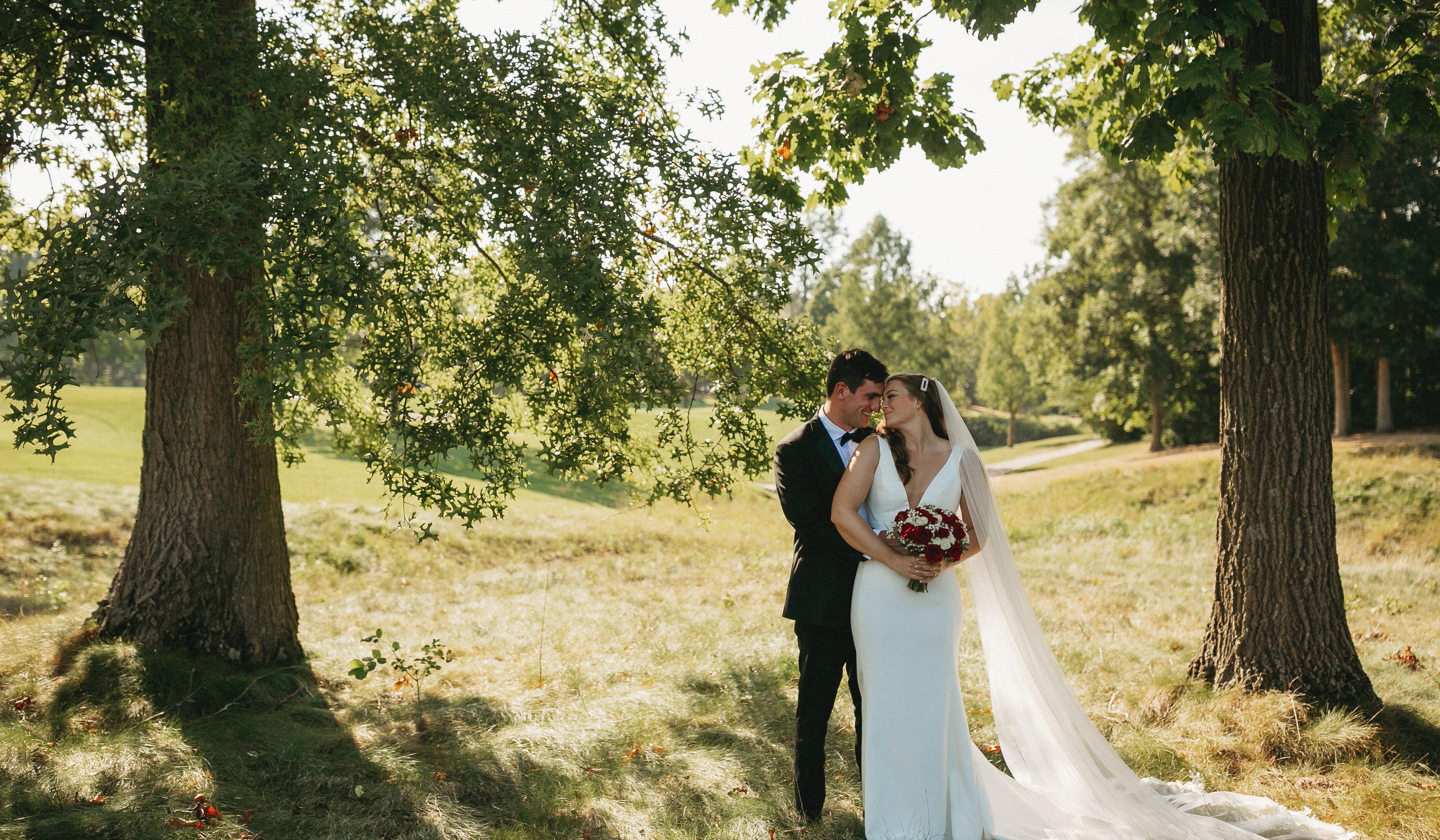 Elizabeth Hart and Nicholas Healey's Wedding Website