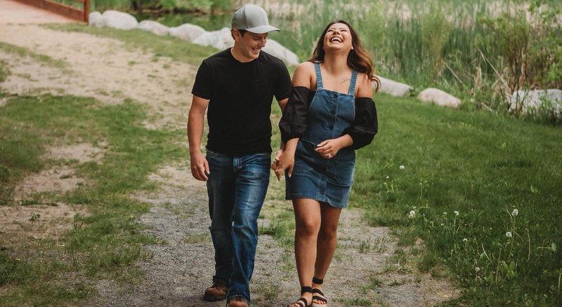 Tia Drouillard and Zach Sauer's Wedding Website
