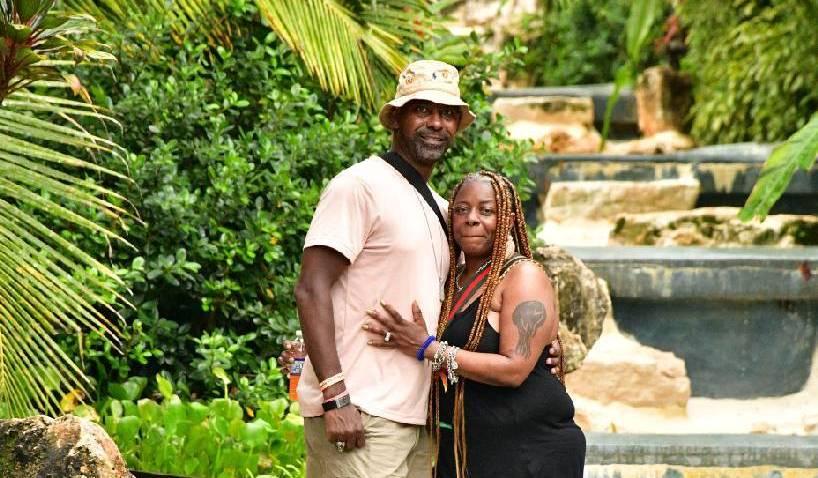 Peter Lovelace and Angela Dease's Wedding Website