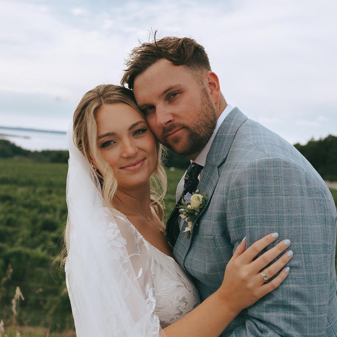 Hannah Visser and Nathan Visser's Wedding Website