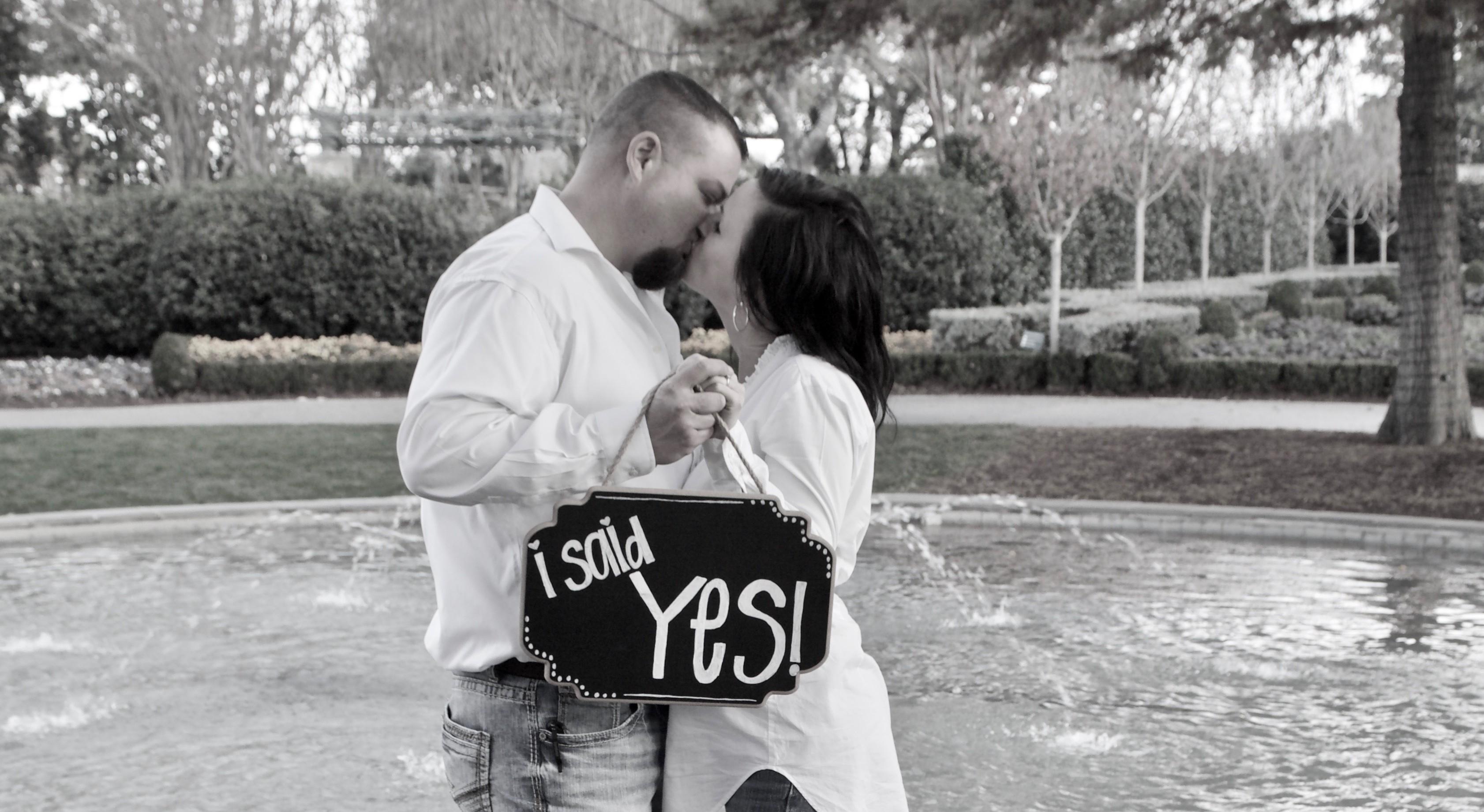 Jonathan Boling and Amie Knapp's Wedding Website