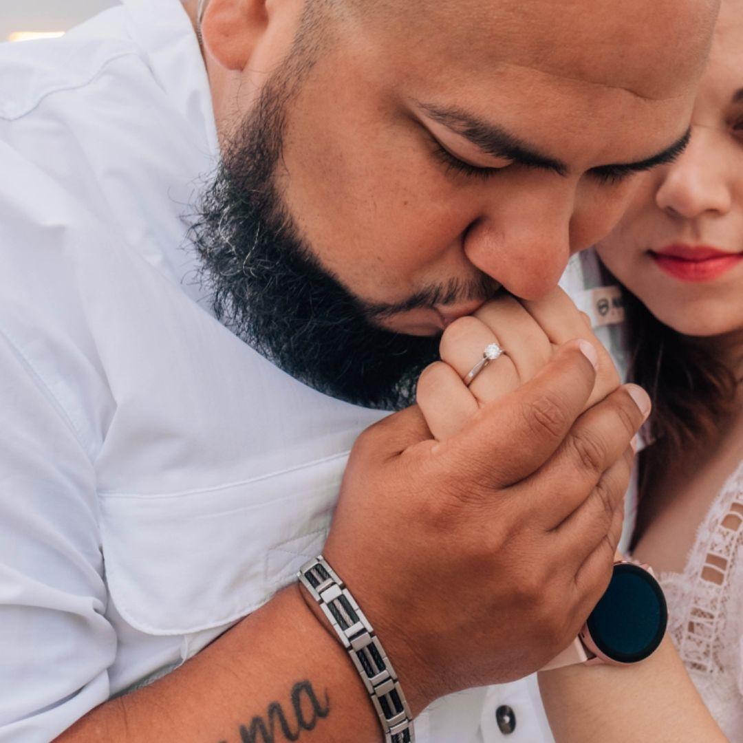 Sharon Valderrama and Michael Valderrama's Wedding Website