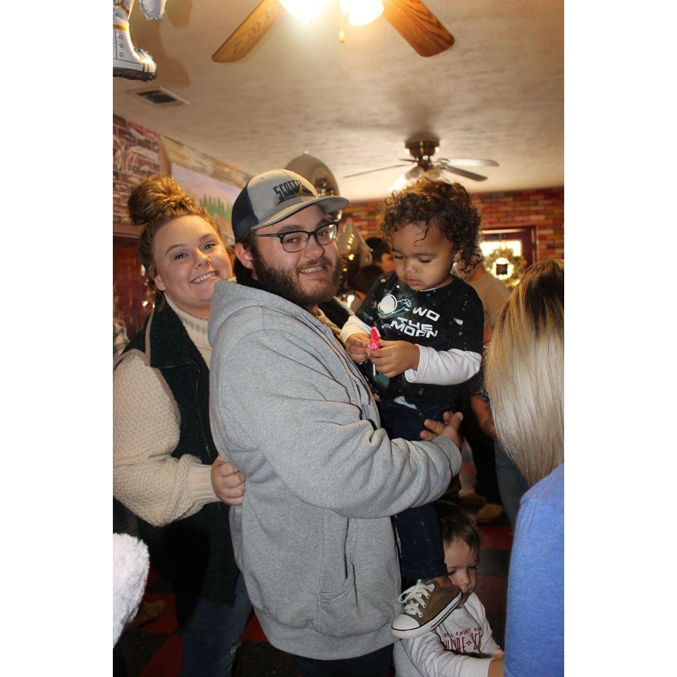 Taylor Hoskins and Mason Keown's Wedding Website