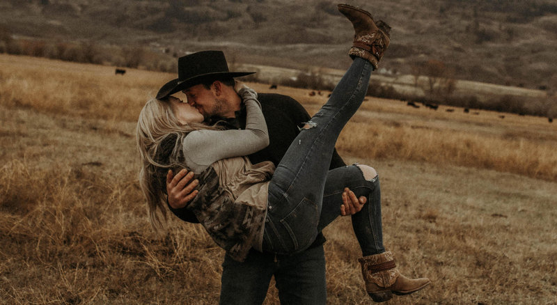Karlie Henneman and Shane Higbee's Wedding Website