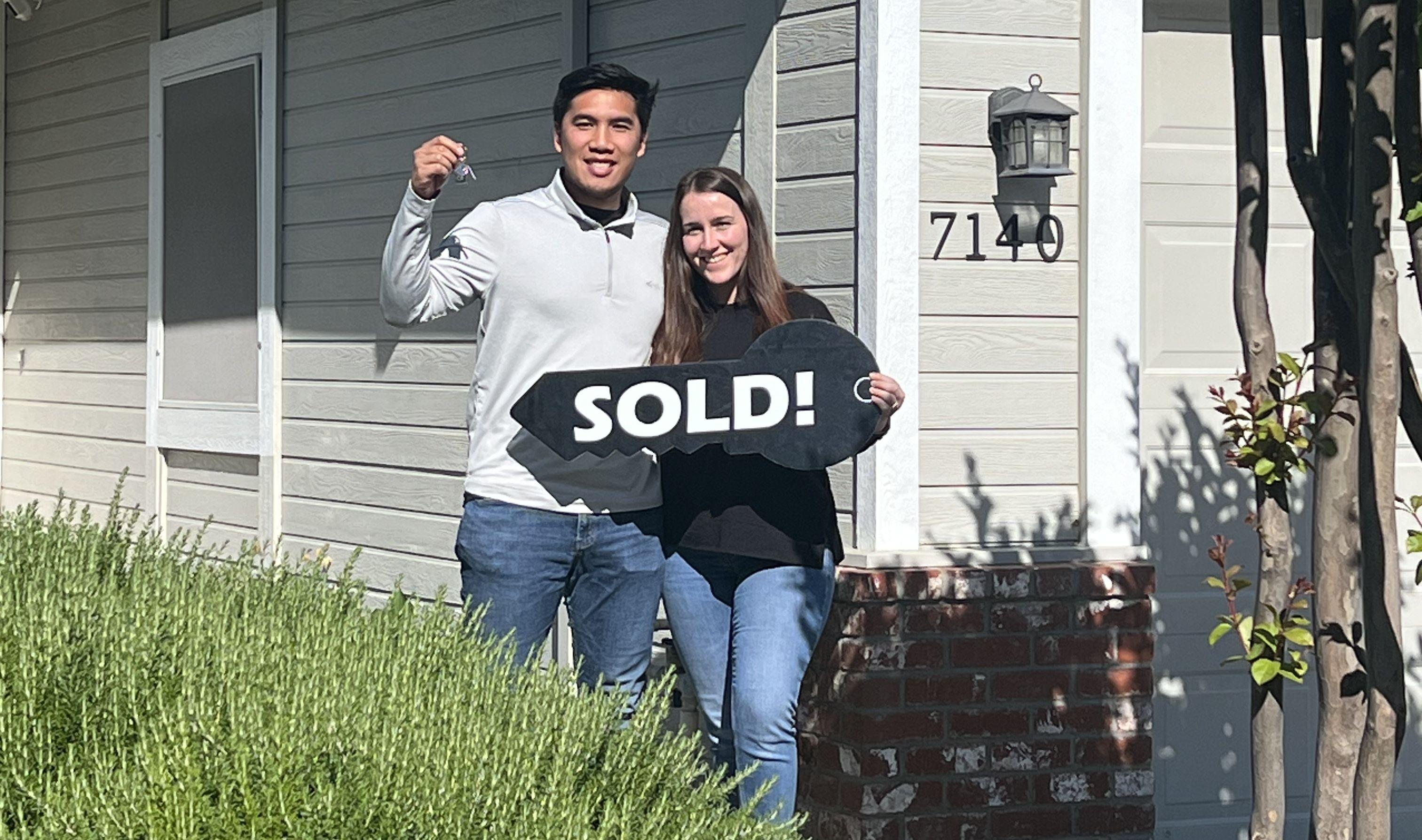 Carlee Eagleson and Emmanuel Bautista-Dizon's Wedding Website