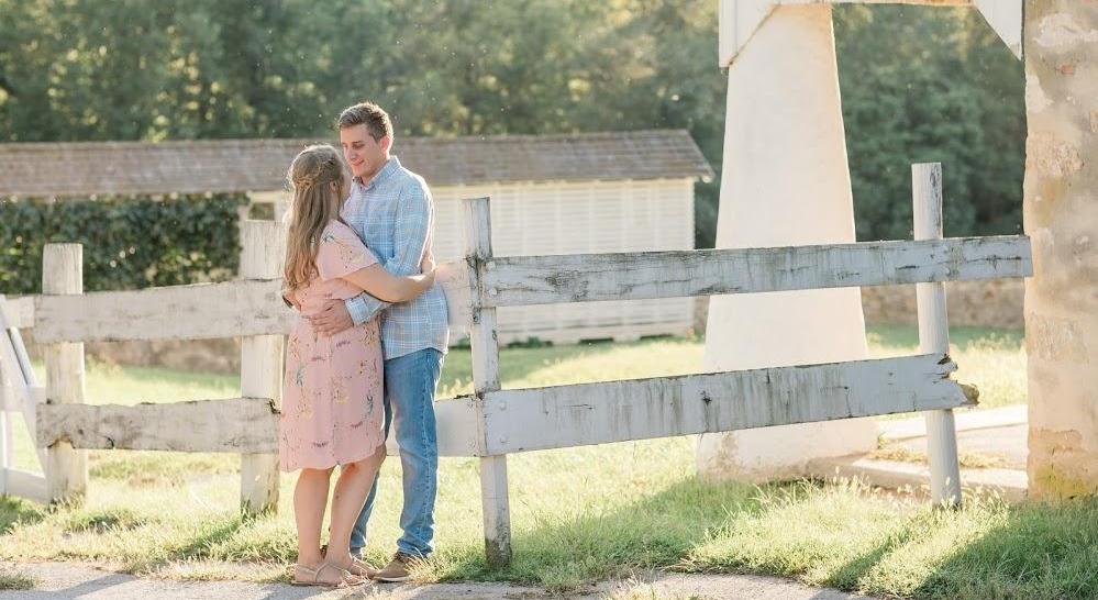 Amelia Mosher and Travis Williams' Wedding Website