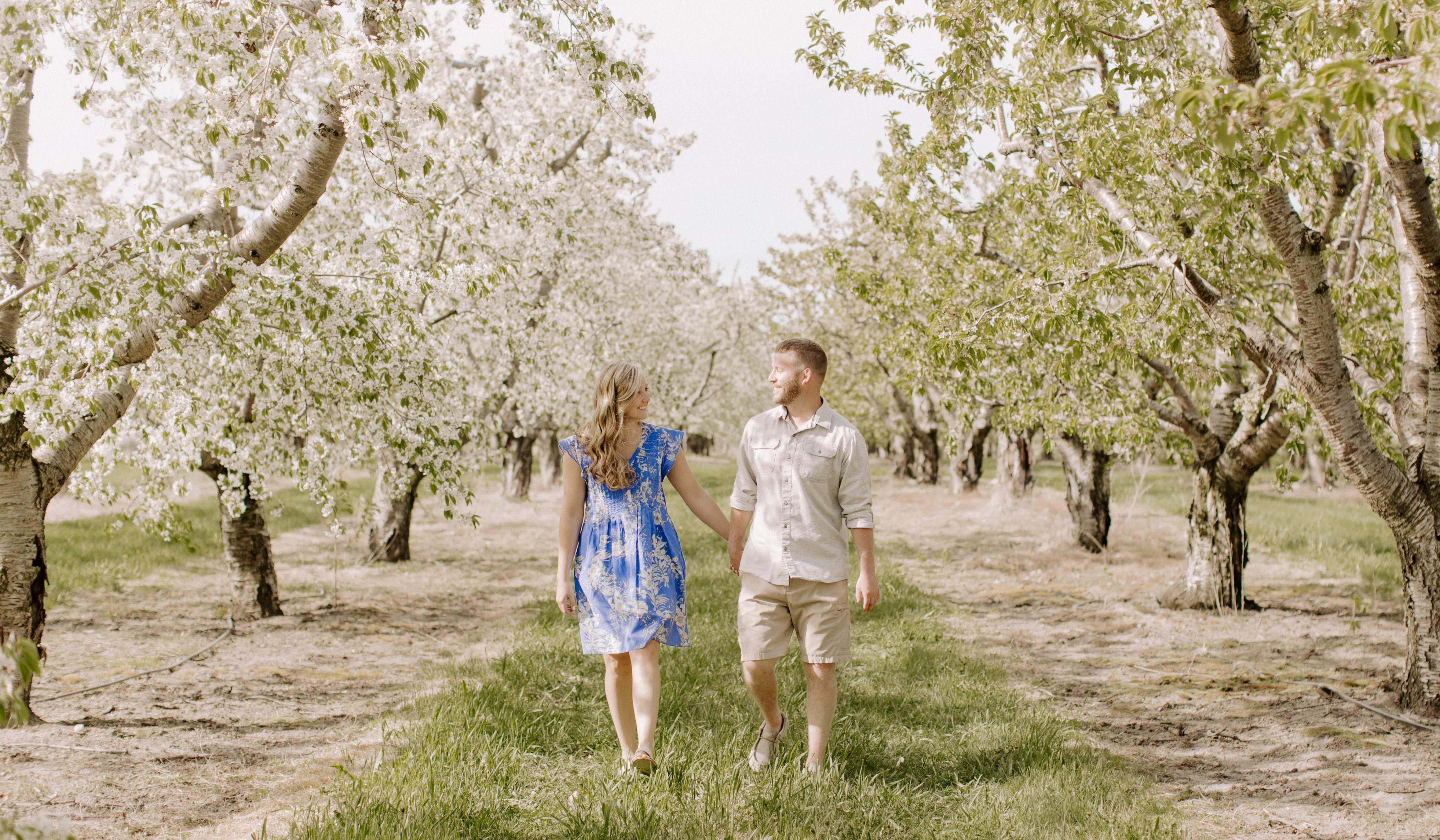 Tara Essenberg and Andrew Funsch's Wedding Website