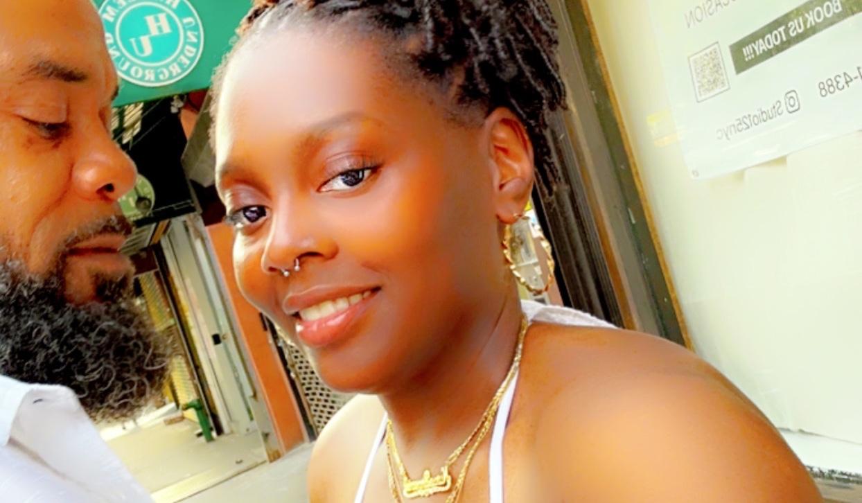 Genea Caines and Eric Battle's Wedding Website