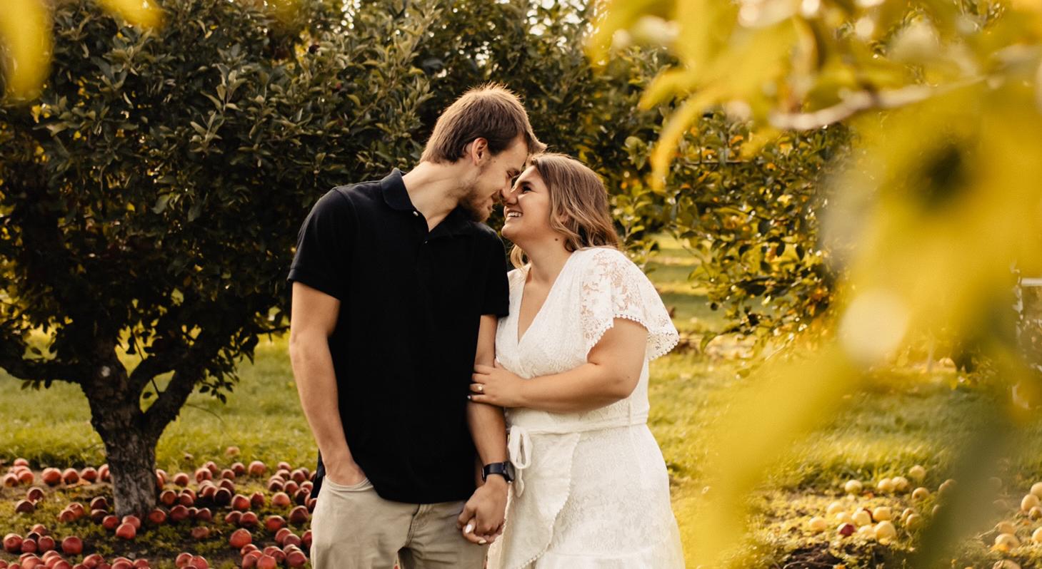 Emilee Griffin and Dillon Appleman's Wedding Website