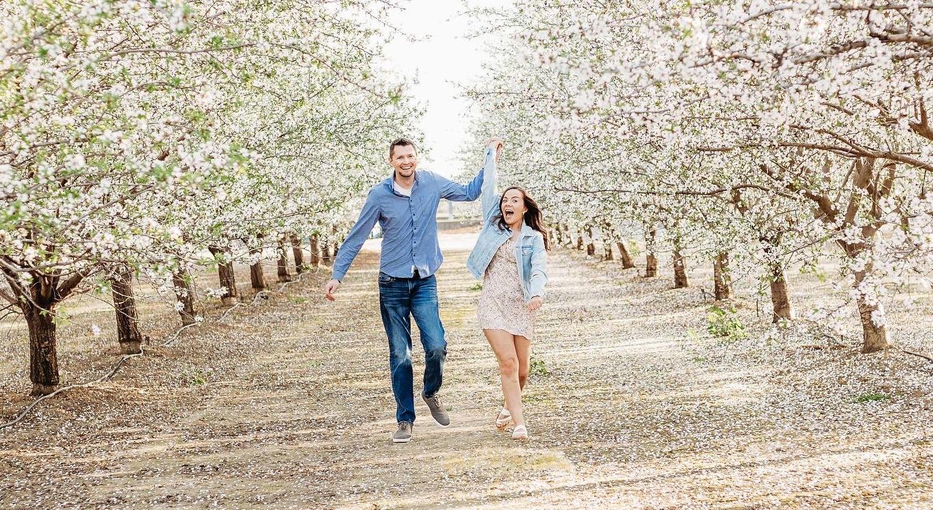 Autum Batton and Brandon Foss' Wedding Website