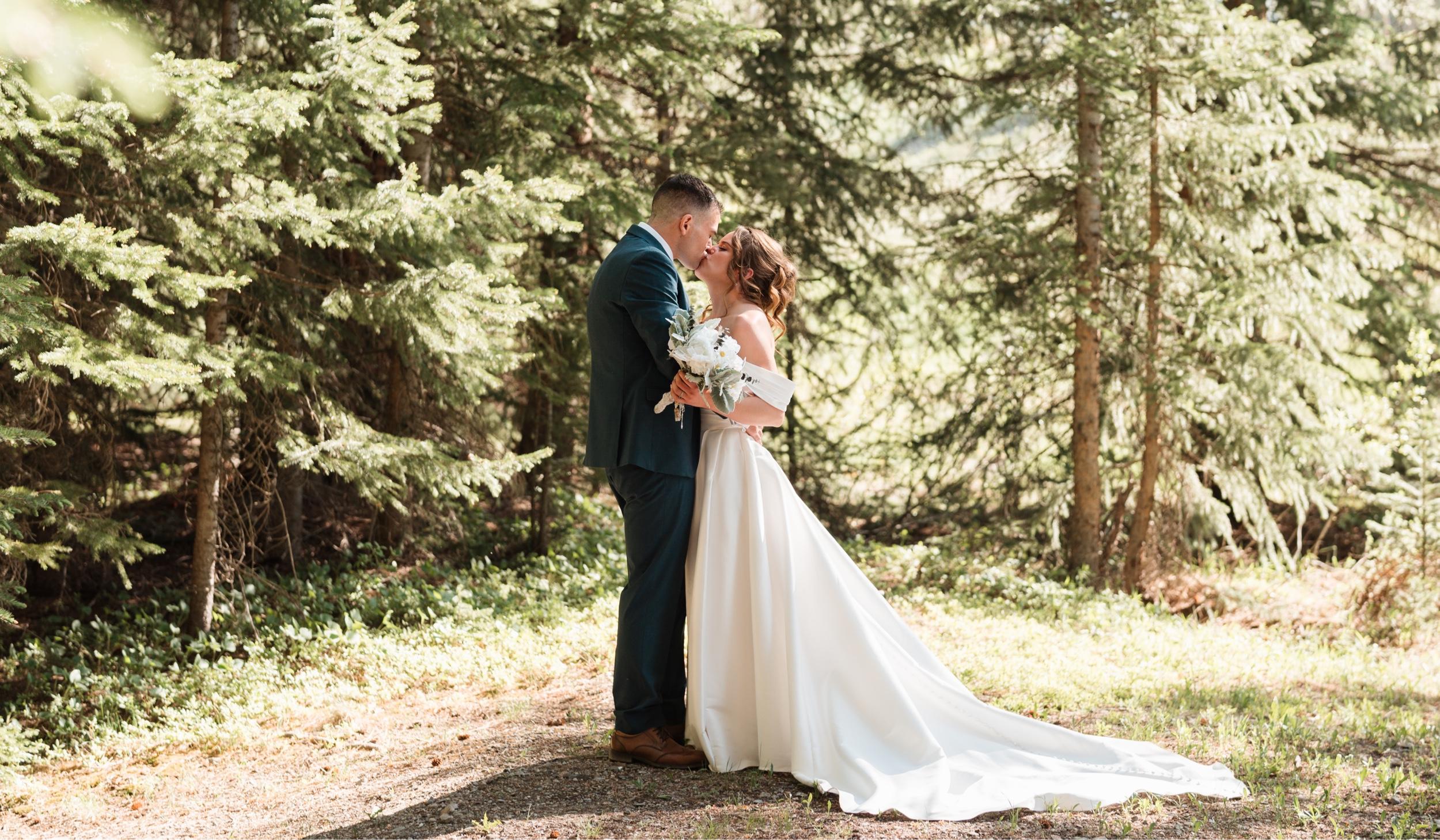 Sarah Lyon and Jesse Kamieniecki's Wedding Website