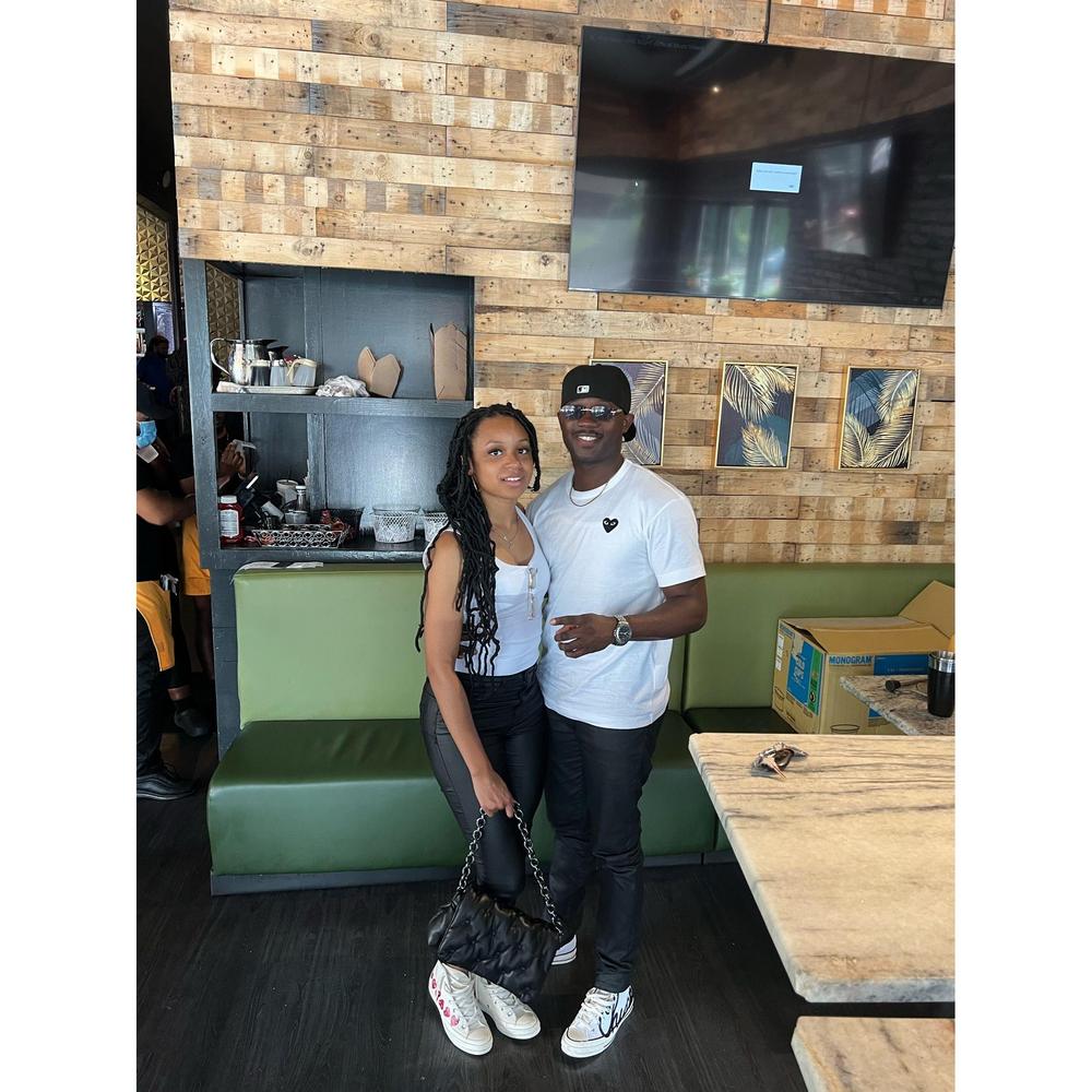 Shantoria Flowers and Jonathan Johnson's Wedding Website
