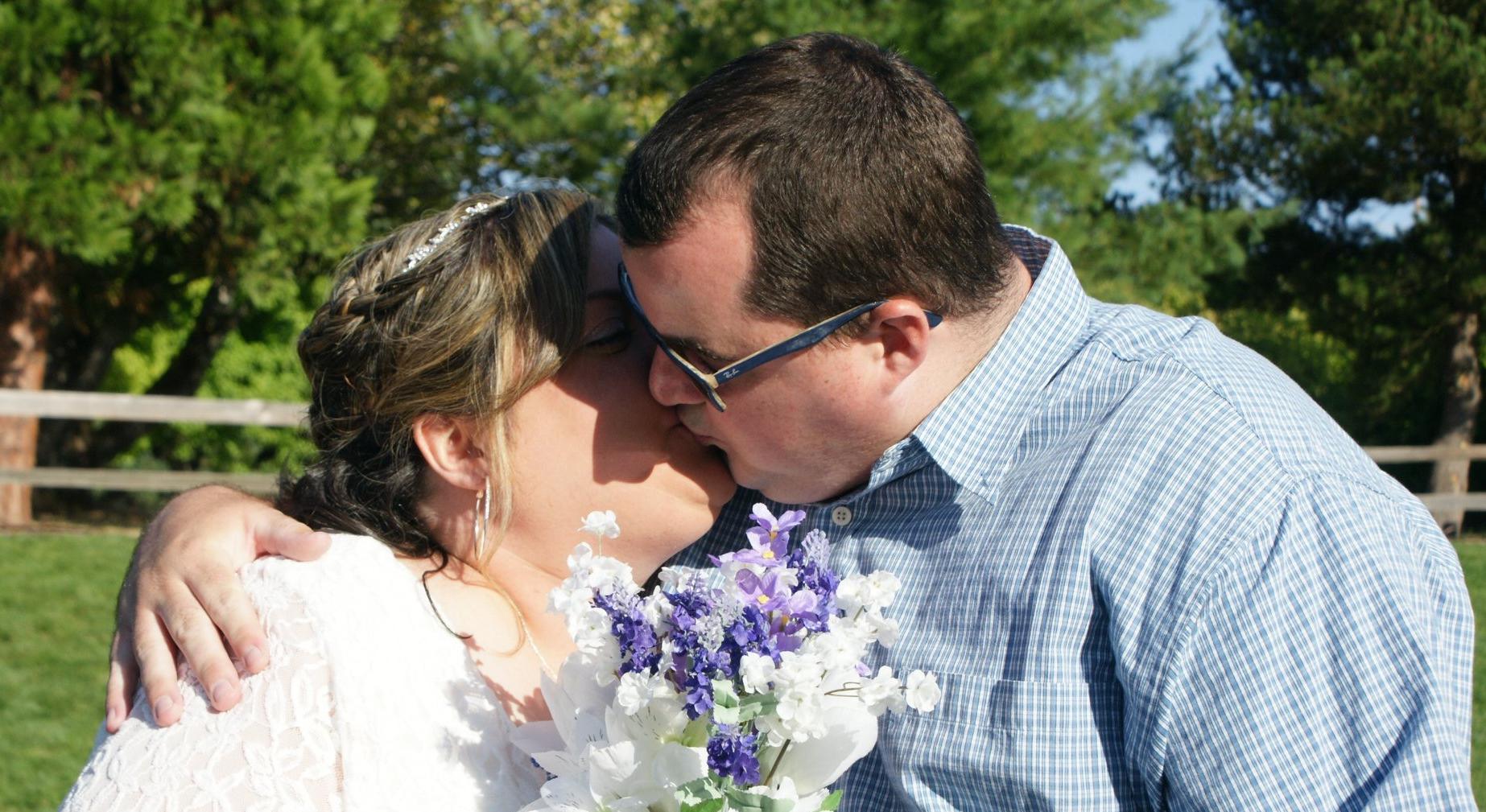 Laura Bayer-Smith (Zindle) and Jeremiah Bayer-Smith's Wedding Website
