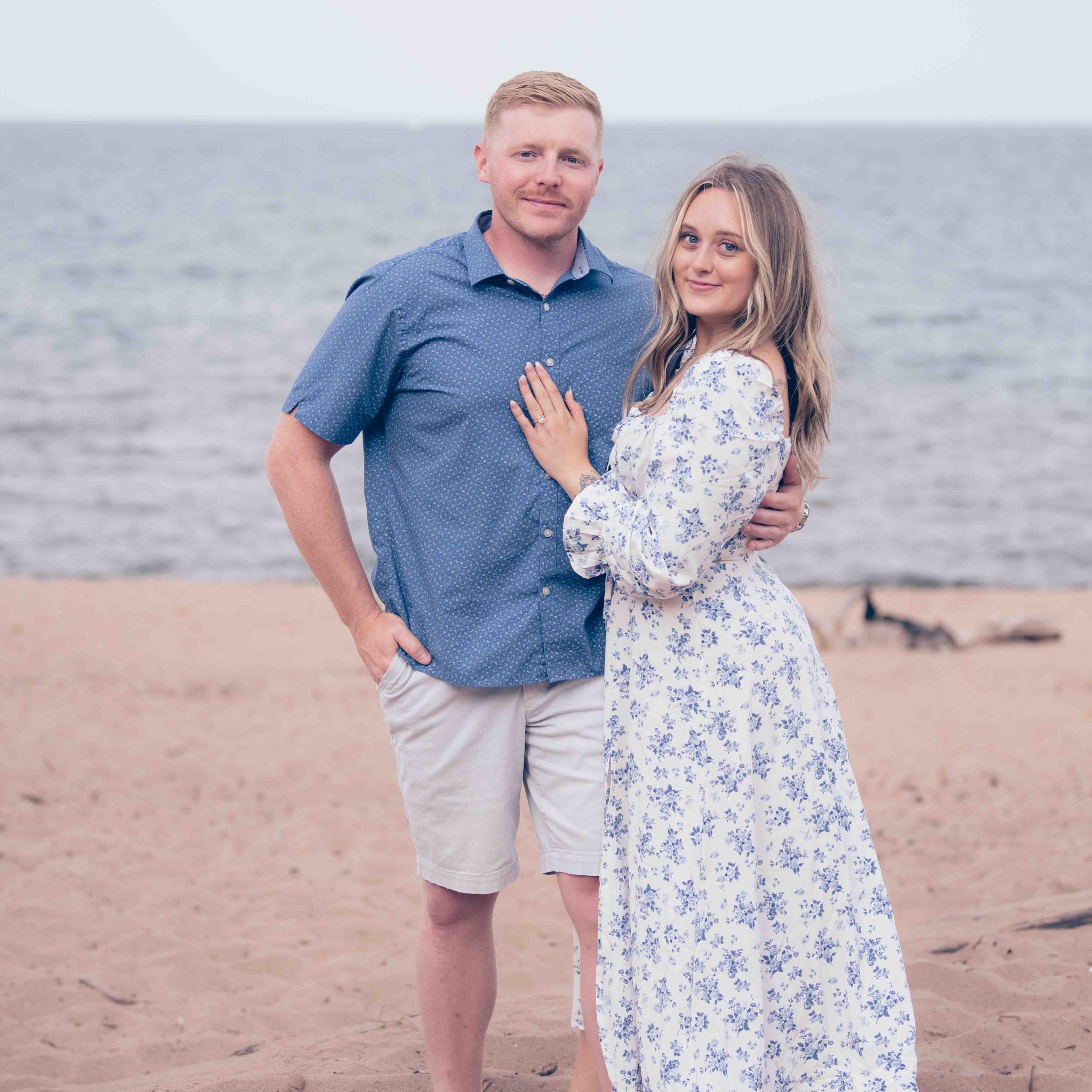 Alexis Missinne and Brett Missinne's Wedding Website