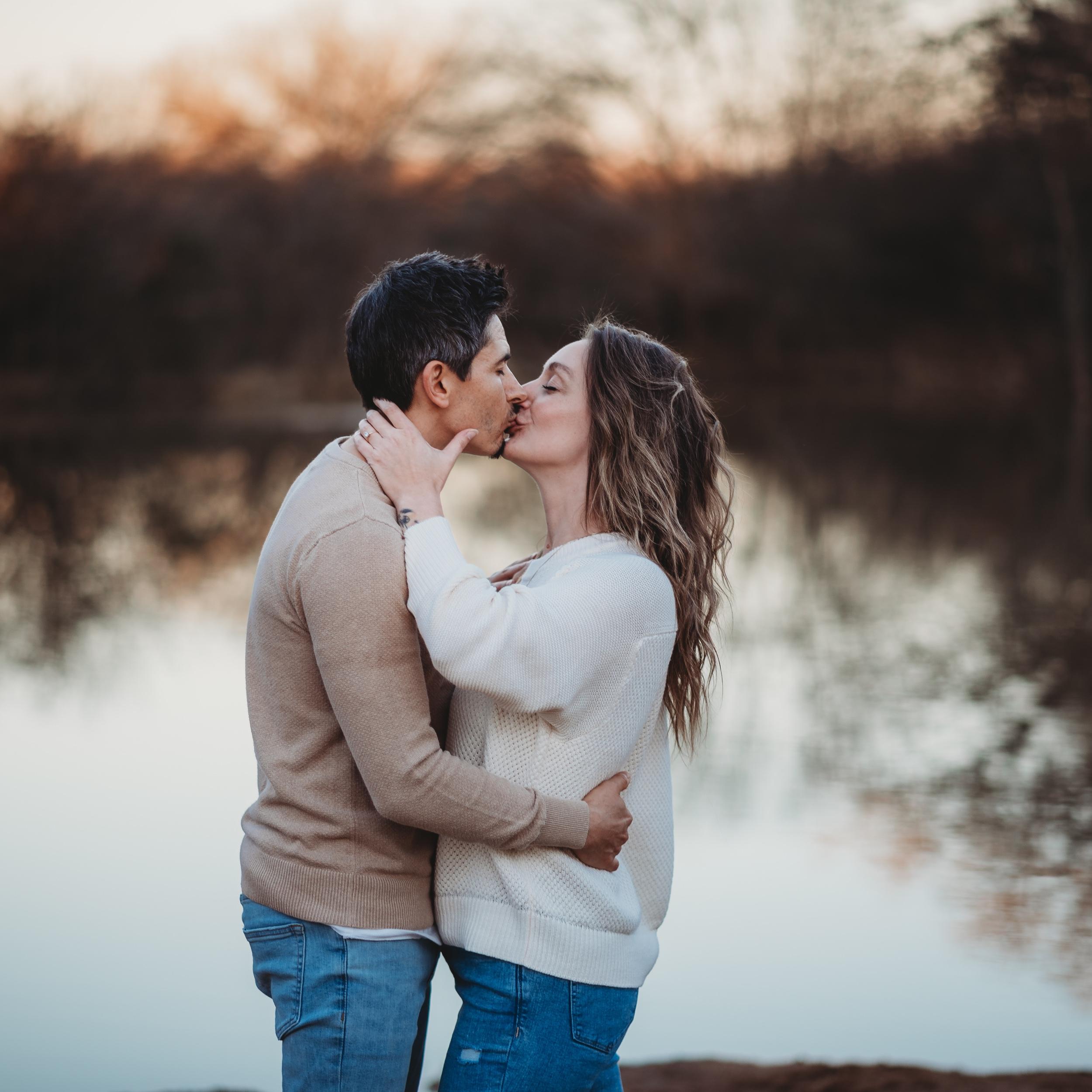 Robyn Calhoun and Kelby Moore's Wedding Website